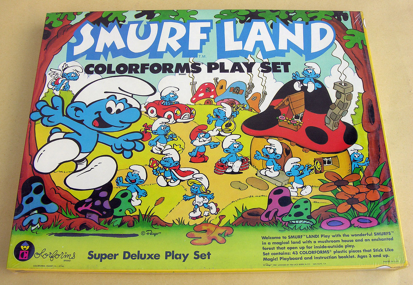 NEW/Sealed Smurf Land 1981 Colorforms Play Set Smurfland NIB ~ RARE ...